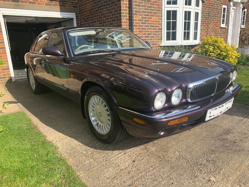 Jaguar XJ Sovereign V8 – SPM Motorworks